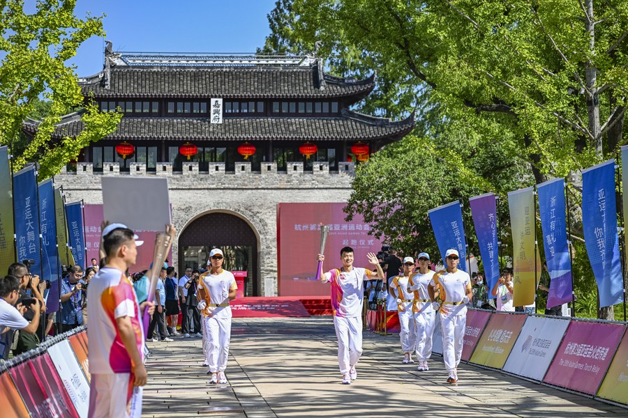 Asian Games torch relay highlights history, vitality of Jiaxing_The ...