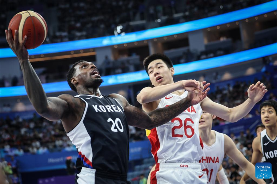Men's Quarterfinal of Basketball at Asian Games: China vs. the Republic ...