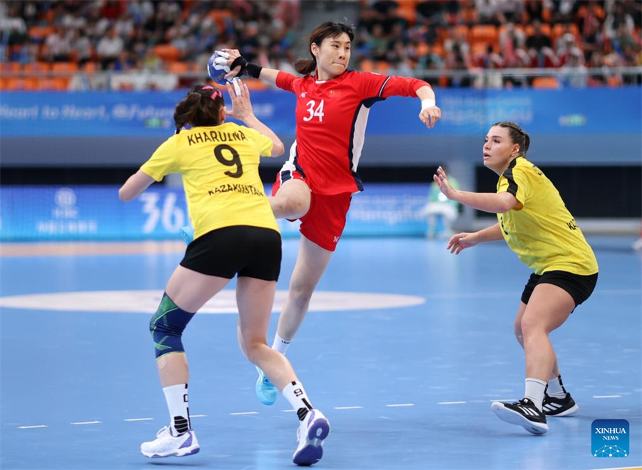 Highlights of Women's Bronze Medal Match of Handball at 19th Asian ...